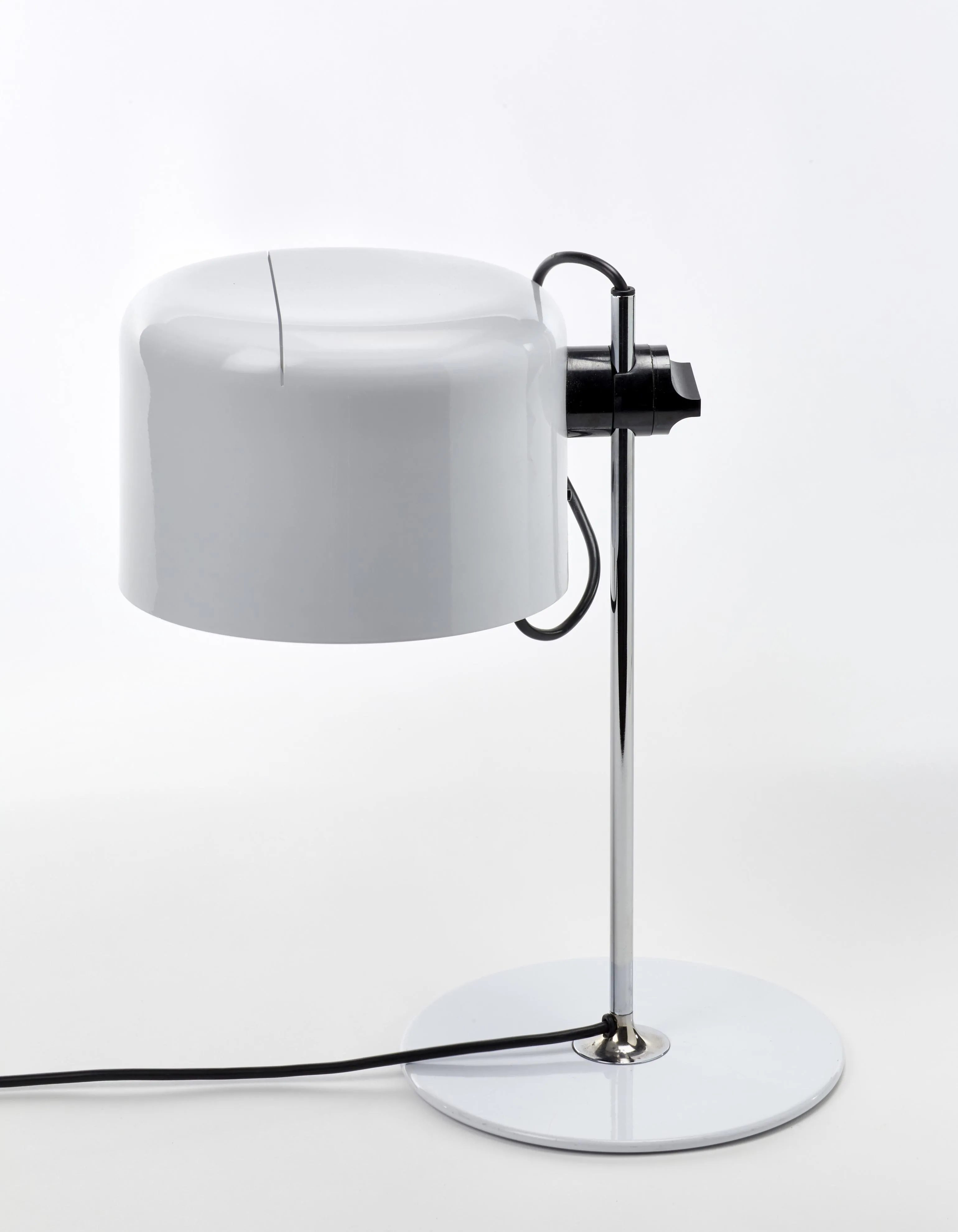 Joe Colombo - Table Lamp Of The Series Coupe | Widewalls