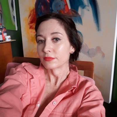 Amanda Wall | Widewalls