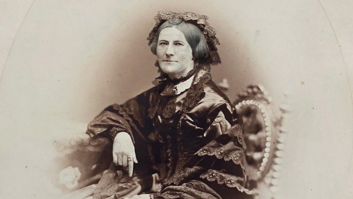 Josef Albert | Widewalls