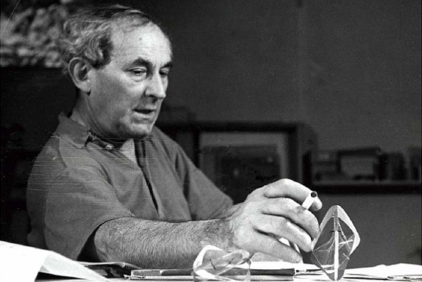 Naum Gabo - The Pioneer of Kinetic Art | Widewalls
