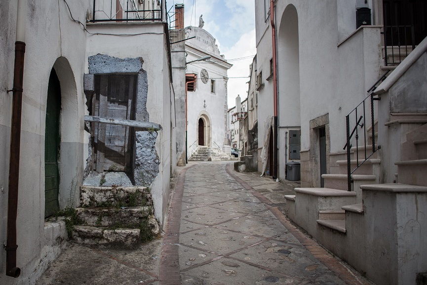 Varsi Rome Pixel Pancho Turns Rome's Galleria Varsi Into A Forgotten