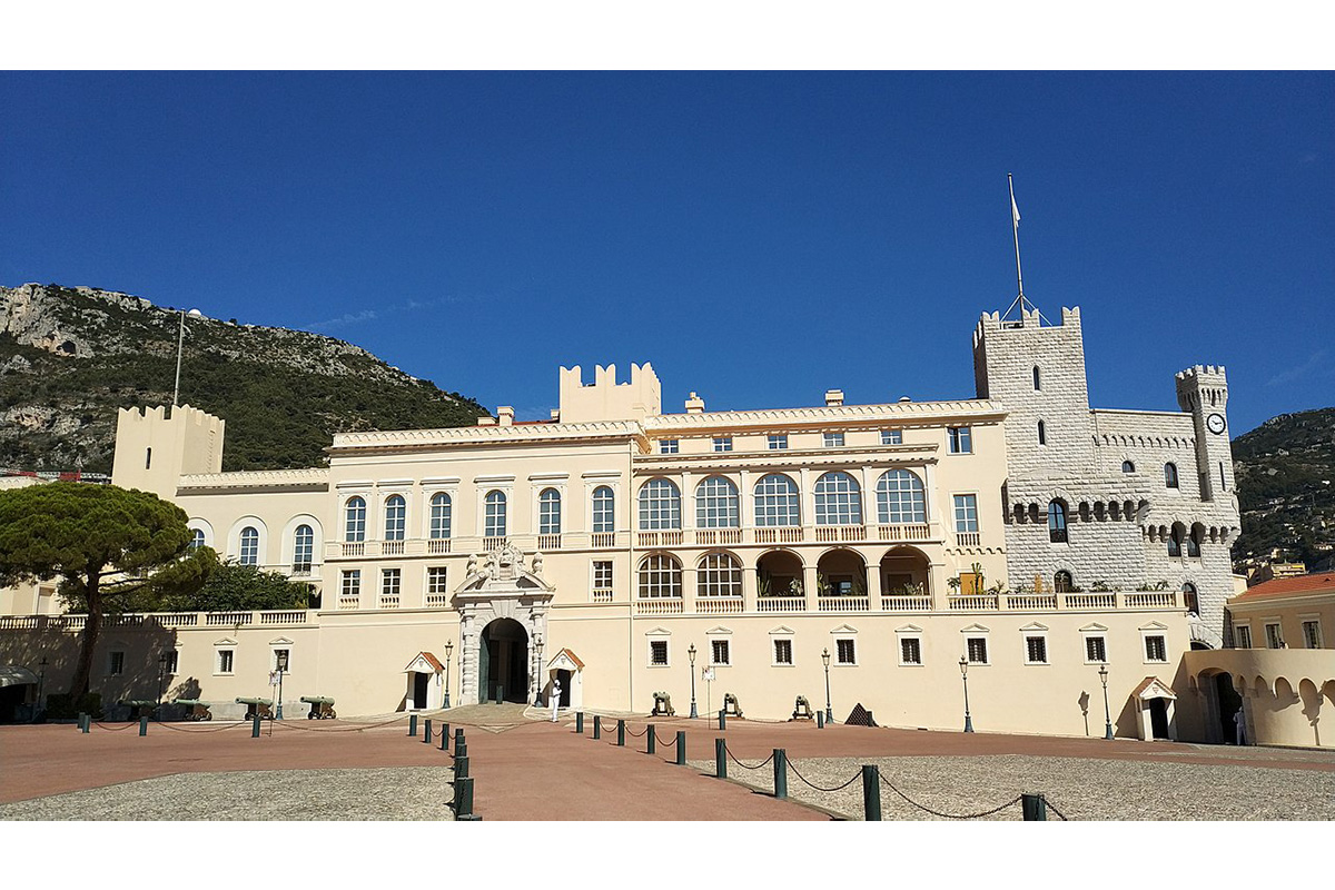 Renaissance-Era Frescoes Accidentaly Uncovered at The Prince’s Palace ...